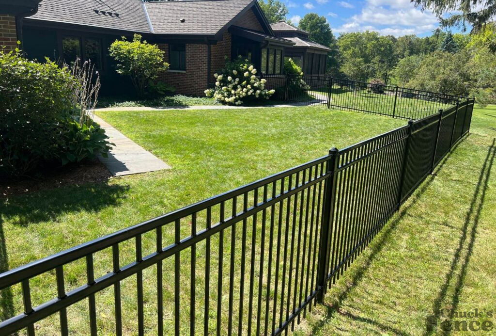 Puppy Picket Steel Fence - Chuck's Fence